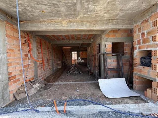 Sobrado à Venda com Piscina Nereidas Guaratuba/Pr