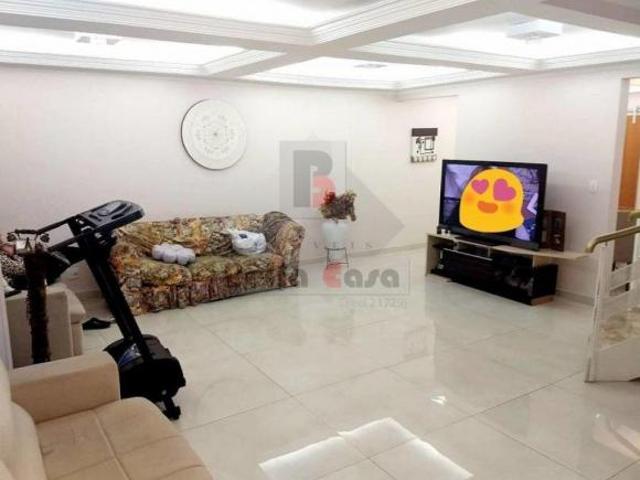 Sobrado a venda com quintal e galpão na mooca