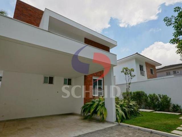 Sobrado a venda, com terraço gourmet, próximo a Chácara Flora!
