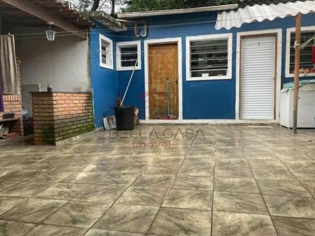 Sobrado à venda com 05 dormitórios sendo 4 Suites, 2 Vagas, Vila Carioca