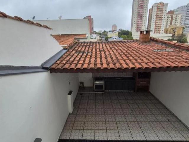 Sobrado á venda com 03 dormitórios e 04 vagas na Vila Alice em Santo André