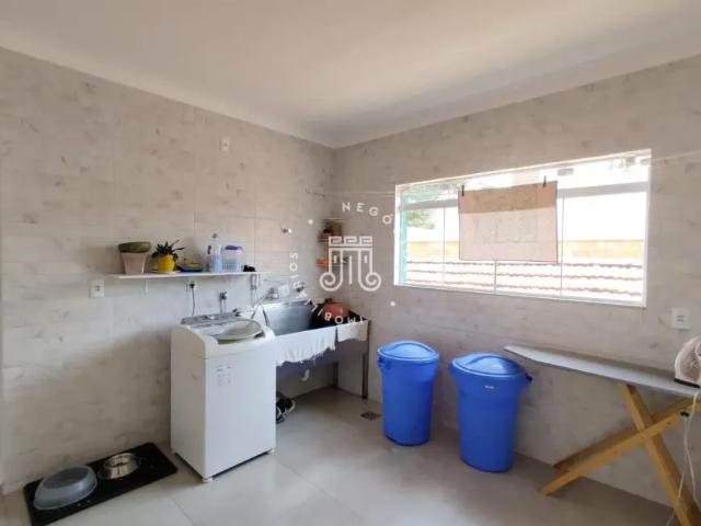 Sobrado à venda com 03 dormitorios jardim messina jundiai/sp