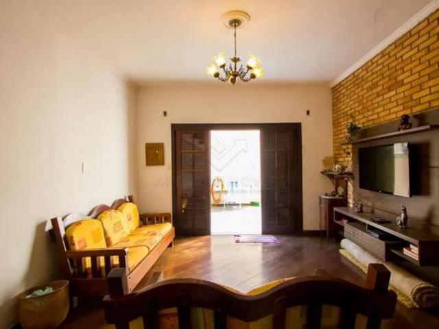 Sobrado à venda com 03 Quartos, 157m² por R$ 1.400.000 Vila Humaitá Santo André/SP