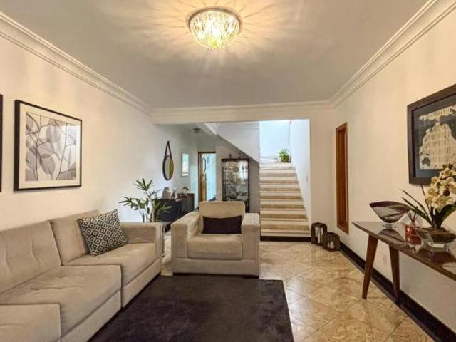 Sobrado à venda com 03 Suítes, 220m² Campestre Santo André/SP