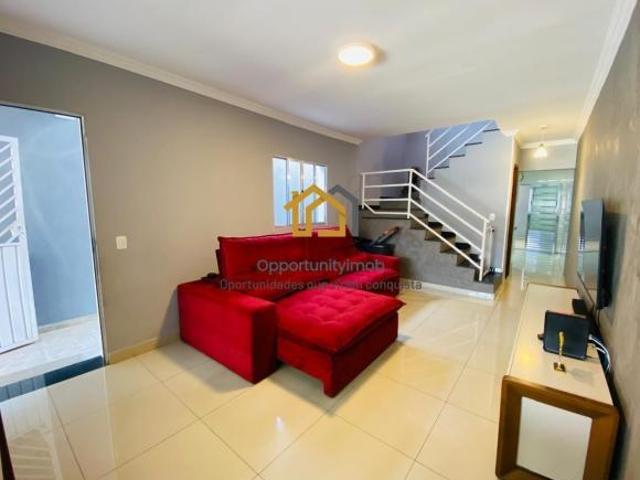 Sobrado à Venda com 149m², 3 Dormitórios, Suíte e Área Gourmet – Jardim Santo Antônio | Osasco