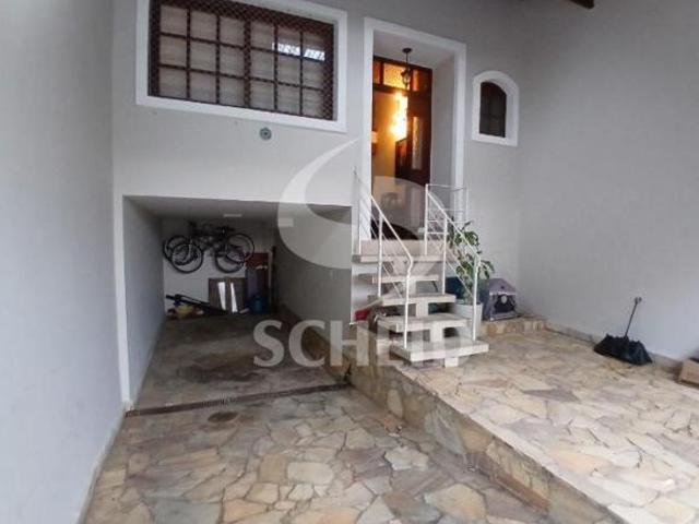 Sobrado a venda com 150 m²: 3 suítes e 3 vagas no Jardim Consórcio