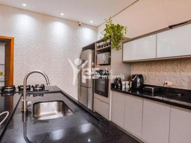 Sobrado a venda com 165m², 3 dorm 1 suíte, churrasqueira Bairro Jardim REF: 19478