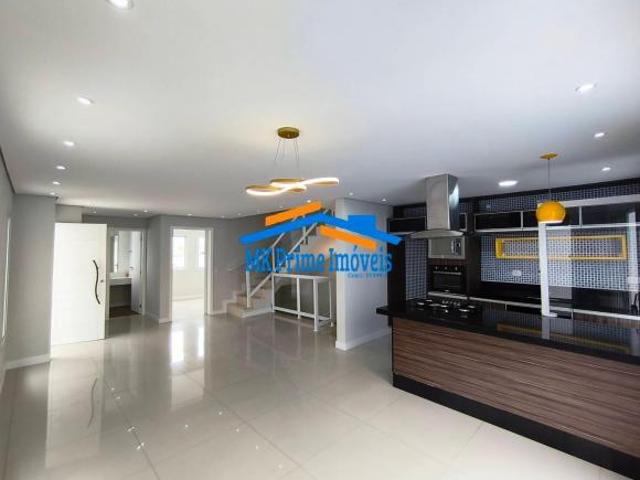 Sobrado à Venda com 170m², 3 quartos, 5 vagas com Piscina Bela Vista Osasco