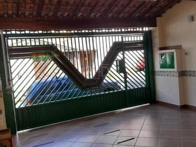 Sobrado à Venda com 194m², 4 Quartos, 1 Suíte, 3 Banheiros, 2 Vagas, Bairro Nova Petrópolis, São Ber