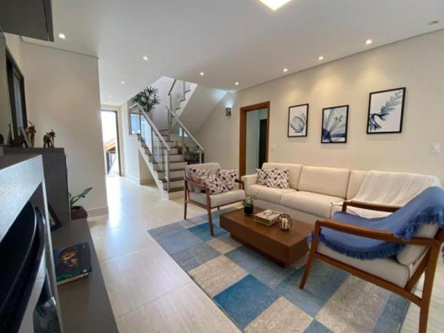 SOBRADO A VENDA COM 196m² DE ALTO PADRÃO RESIDENCIAL DO IPES JUNDIAI SP ENGORDADOURO