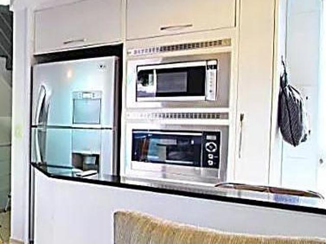 sobrado á venda com 104m², no bairro da Vila Assução. REF: 11552