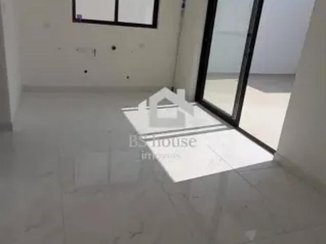 Sobrado à venda, com 139 m², 2 dormitóros e 2 vagas