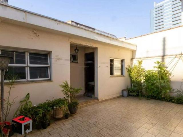 Sobrado á venda com 255m² na Vila Cordeiro