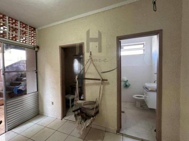 Sobrado à venda com 256m² 3 dormitórios sendo 1 suíte. Bairro Santa Maria. São Caetano Do Sul