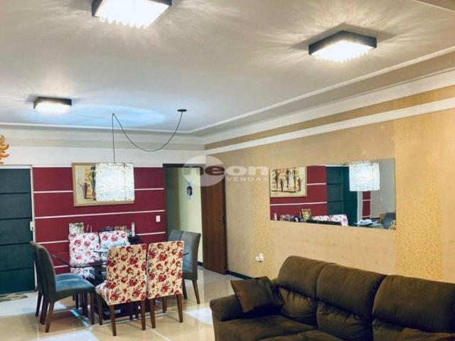 SOBRADO À VENDA COM 298MTS², 4 QUARTOS, 5 VAGAS EM SANTA TEREZINHA, SÃO BERNARDO DO CAMPO