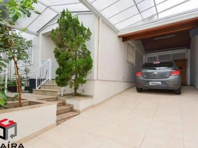 Sobrado á venda com 200m² no Ipiranga