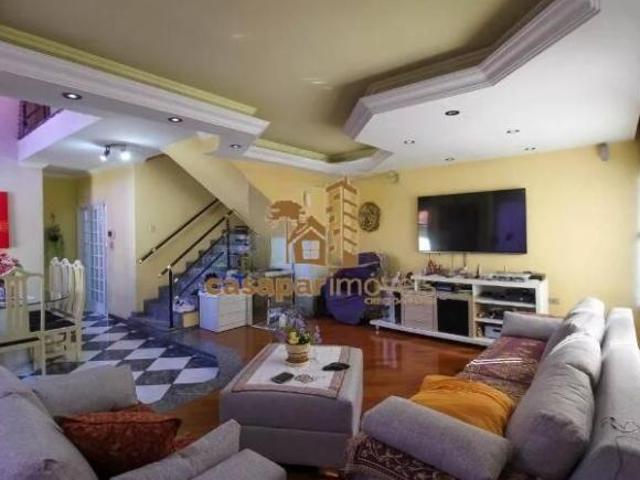 Sobrado à Venda com 226 m², 3 Dormitórios na Vila Alpina com 5 Vagas