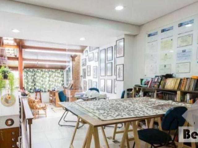 Sobrado à venda com 235m², área construida Parque da Mooca