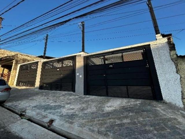 Sobrado à venda com 2 dormitórios na Vila União
