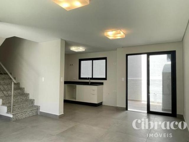Sobrado à venda com 2 Suites no Alto Boqueirão