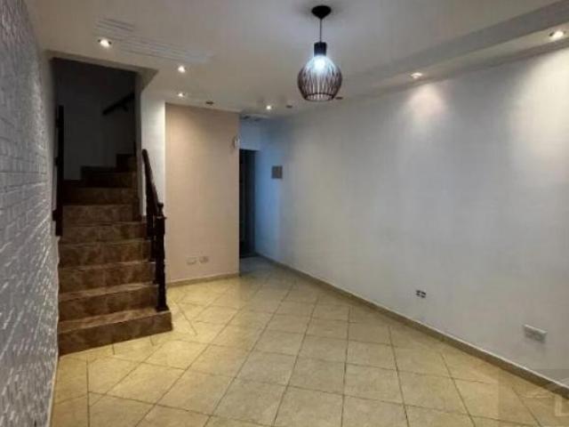 SOBRADO A VENDA COM 2 QUARTOS 2 VAGAS