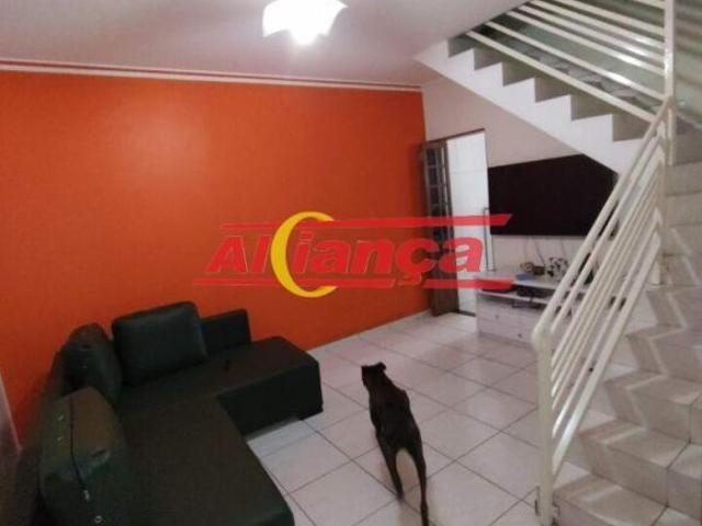 Sobrado à venda com 2 Quartos e 2 Vagas no Jardim Cocaia Guarulhos SP