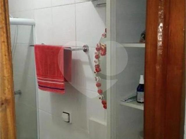 Sobrado à venda com 2 quartos em Jardim Rosemary, Cotia