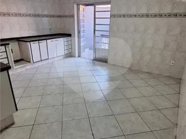 Sobrado à venda com 2 suítes em Jardim Itamaracá, Indaiatuba SP