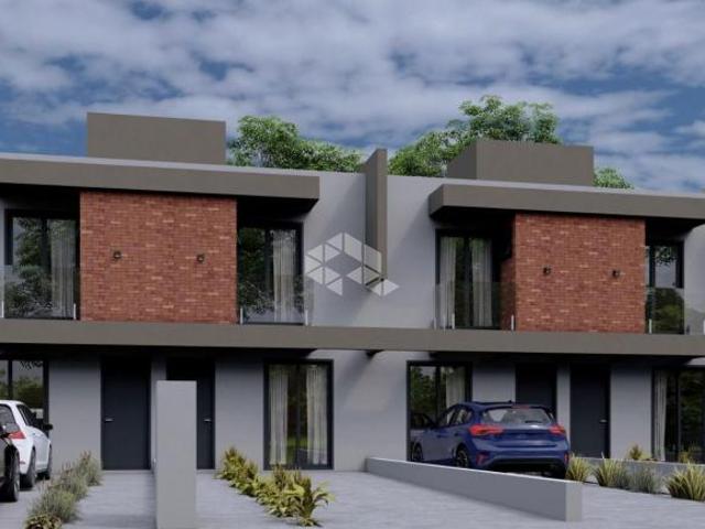 Sobrado à venda com 2 quartos sendo 2 suítes, no bairro Conventos em Lajeado