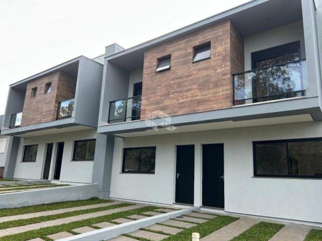 Sobrado à venda com 2 quartos sendo 2 suítes, no bairro Conventos em Lajeado