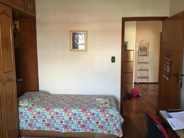 Sobrado com 4 quartos à venda em Vila Ré SP