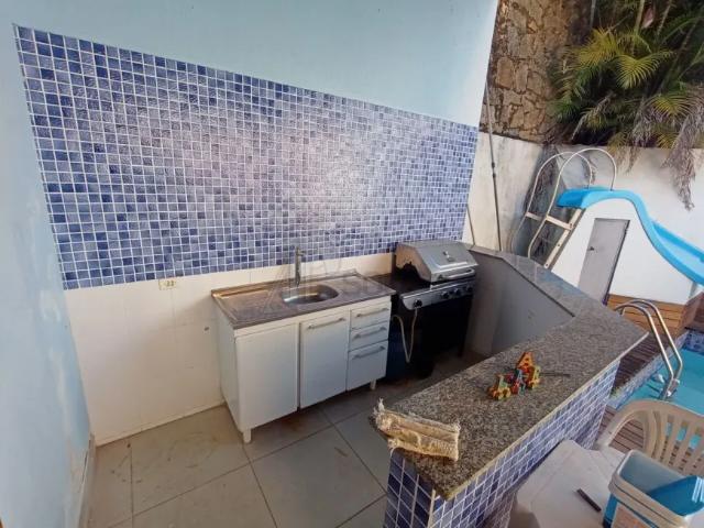 Sobrado a venda com 320 m² Piscina 3 Suítes 5 Vagas Jardim Virginia Bianca Alto Padrão
