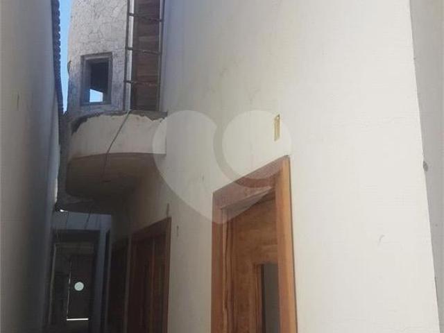 Sobrado à Venda com 320m² Cidade Líder