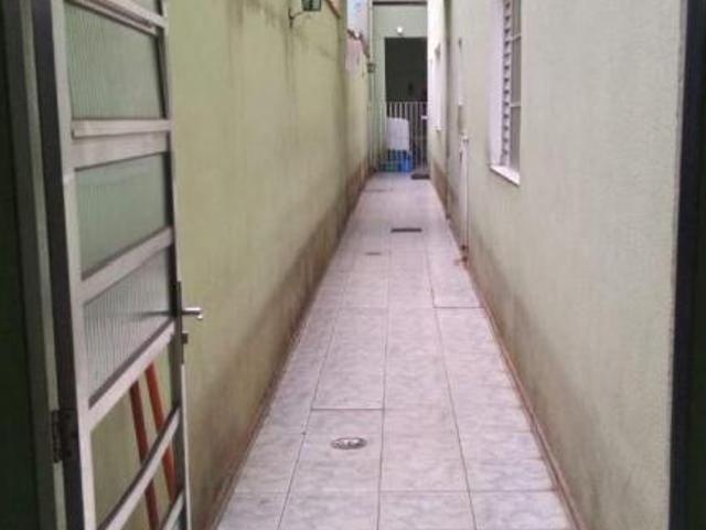 Sobrado á venda com 3 Dormitórios, 1 Suíte, com 205M² em Vila Rosaria por R.