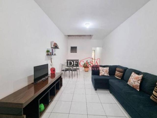 Sobrado a venda com 3 dormitórios e 1 suíte com 2 vagas de garagem no Parque Savoy City