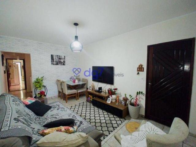 Sobrado à venda com 3 dormitórios e 2 vagas no Jardim Esther!