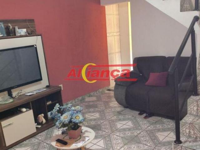 SOBRADO Á VENDA COM 3 DORMITÓRIOS EM BONSUCESSO