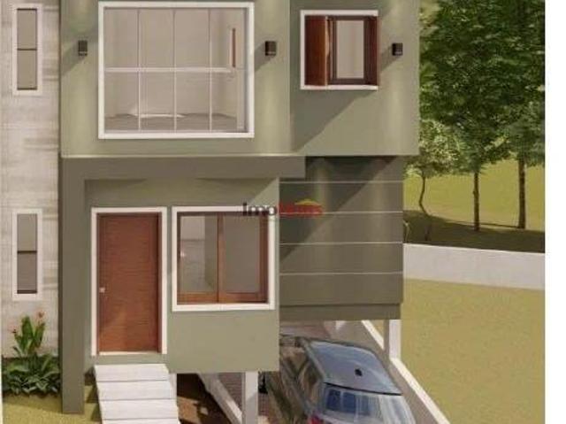 Sobrado à Venda com 3 dormitórios no Bairro Figueiras em Igrejinha