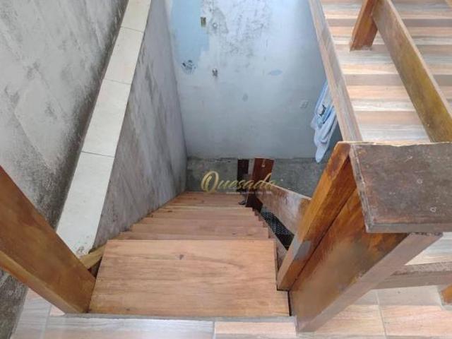 Sobrado à venda com 3 dormitórios, quintal, no Jardim Hubert, Indaiatuba