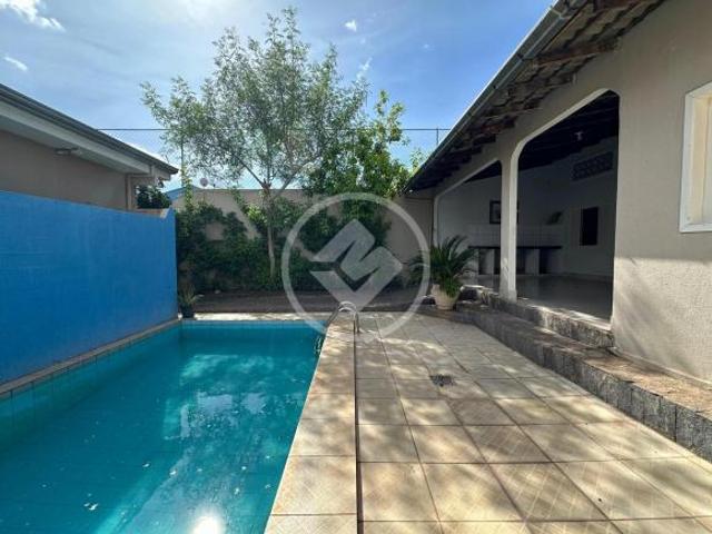 Sobrado à venda com 3 suites no Bairro Jardim Itália, Cuiabá MT R$ 1.200.000,00