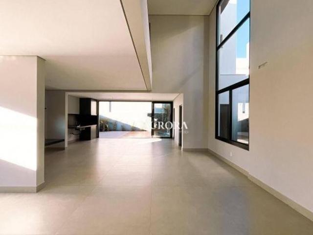Sobrado à Venda com 3 suítes e 217m² por R$ 2.000.000 no Parque Tauá, Tangará, Londrina PR