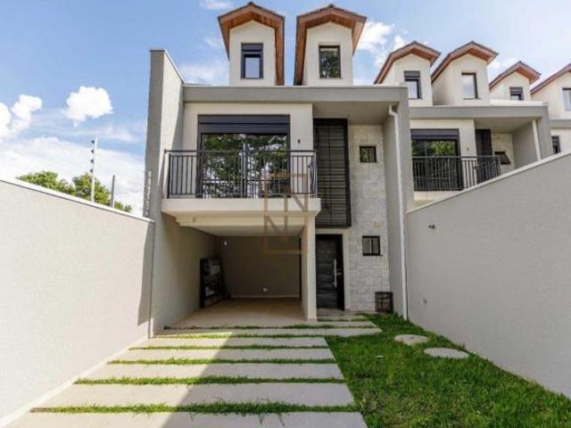 Sobrado à venda com 3 quarto 2 sendo suíte no Campo Comprido!