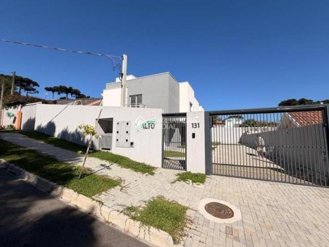 Sobrado à venda com 3 quartos