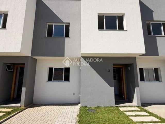 Sobrado à venda com 3 quartos