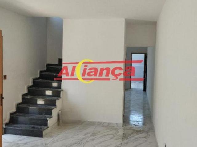 SOBRADO A VENDA COM 3 QUARTOS 125m² JARDIM ADRIANA GUARULHOS.GRU/SP