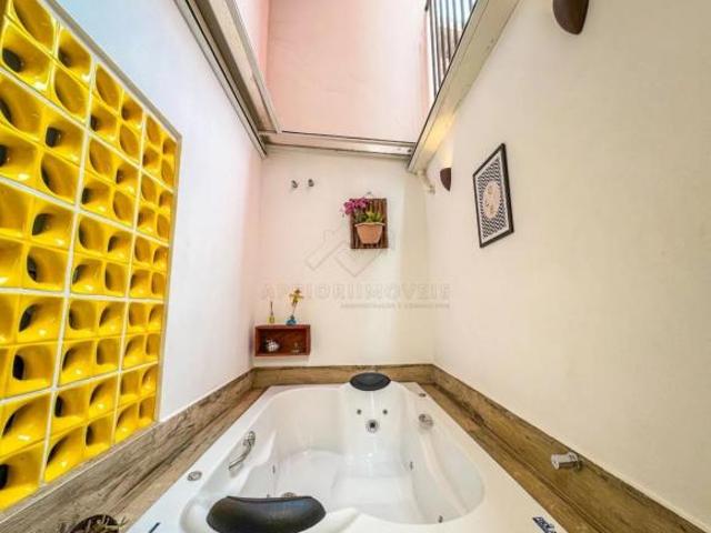Sobrado à venda com 3 Quartos, 194m² por R$ 1.052.000 na Vila Valparaíso Santo André/SP