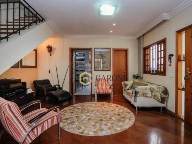 Sobrado à venda com 3 quartos, 1 suíte Vila Madalena