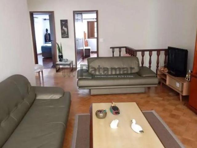 Sobrado a venda com 3 quartos, 1 suítes no Jardim Bonfiglioli