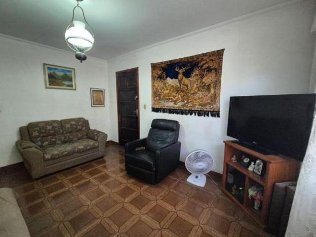 Sobrado a venda com 3 quartos e muito potencial Butantã