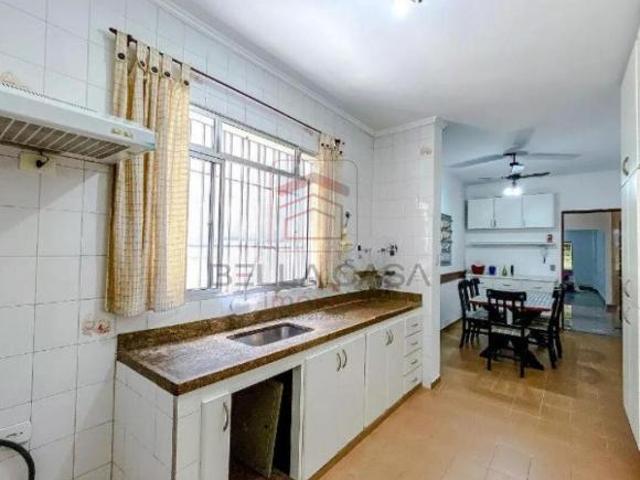 Sobrado a venda com 3 quartos e quintal no Parque da mooca
